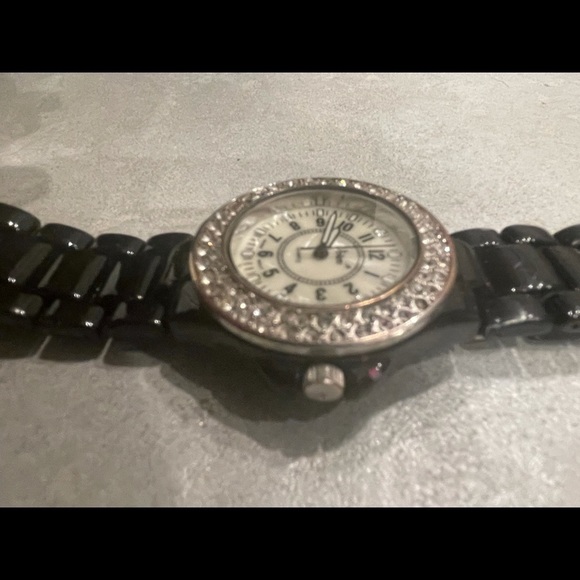 Vintage | Accessories | Vivani Vintage Watch Crystal Mother Of Pearl ...